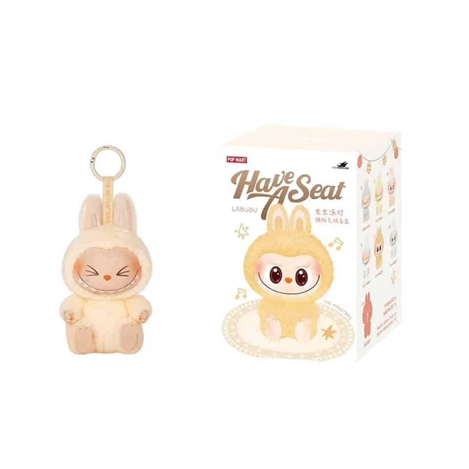 Peluche Labubu Have A Seat SiSi Beige